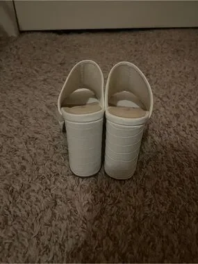 Dolls Kill | Shoes | White High Block Heel Mule | Poshmark